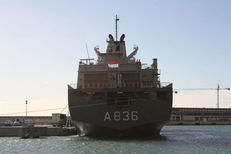 HNLMS AMSTERDAM - Militares y Vigilancia - Gobierno holandés - Cisterna ...