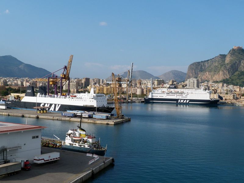 SNAV CAMPANIA - Carga rodada - Marinvest S.r.l. - Carga rodada ...