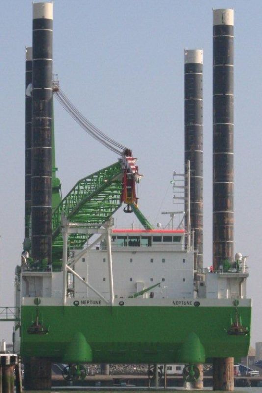 NEPTUNE (2012) - Auxiliares de puerto, señales y obras marítimas ...